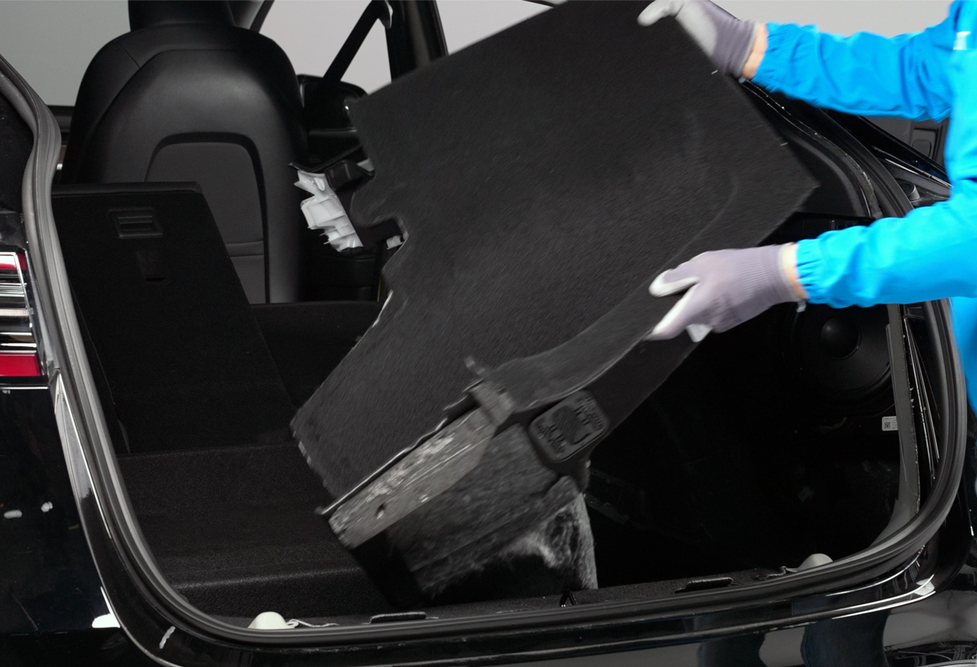 TESLA AMP KIT USER MANUAL (AP TSL 3Y AMP KIT) – Audison